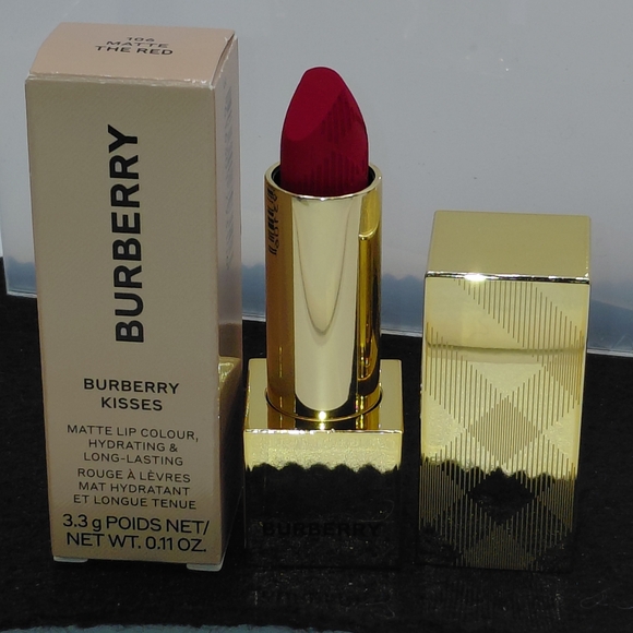 Burberry | Makeup | Burberry Kisses Matte Lipstick In 6 The Red Nib ...